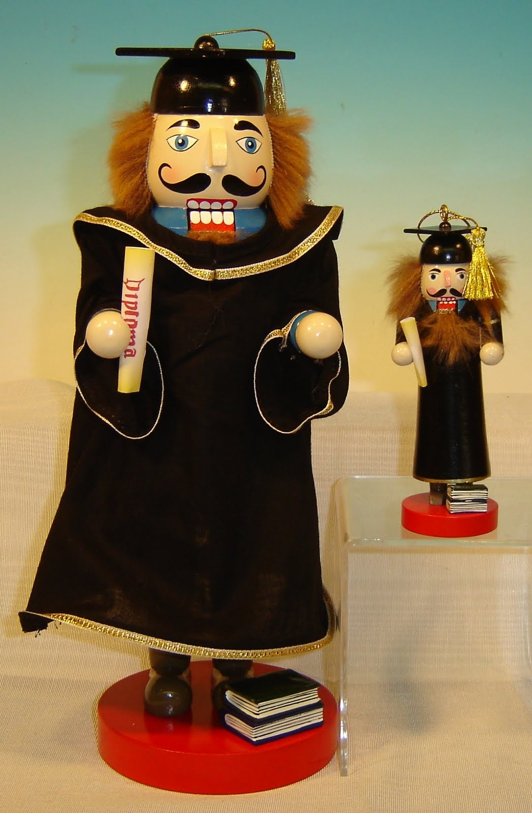 Decorating Everyday: Although Summer has begun...