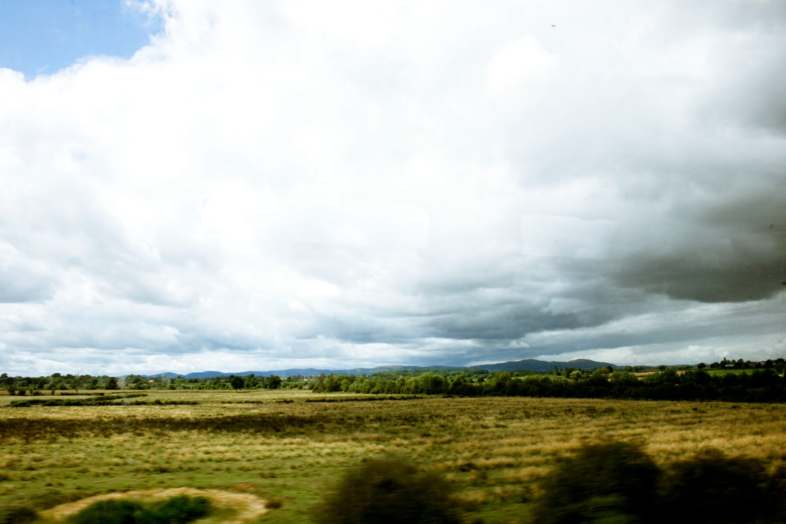 somewherealways: Stratus/ Cumulus/ Cumulonimbus/ Rain