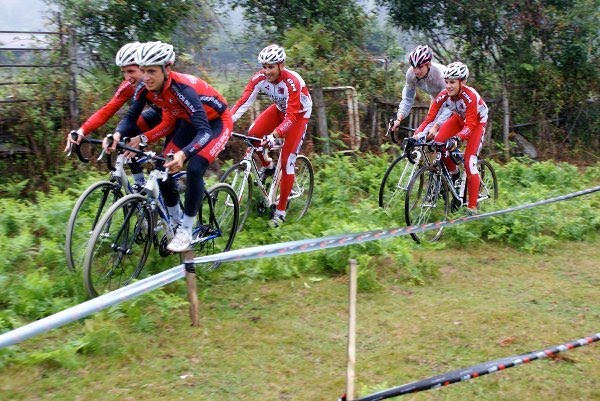 Cyclocross CX: Isaac Suarez ya se prepara en las campas