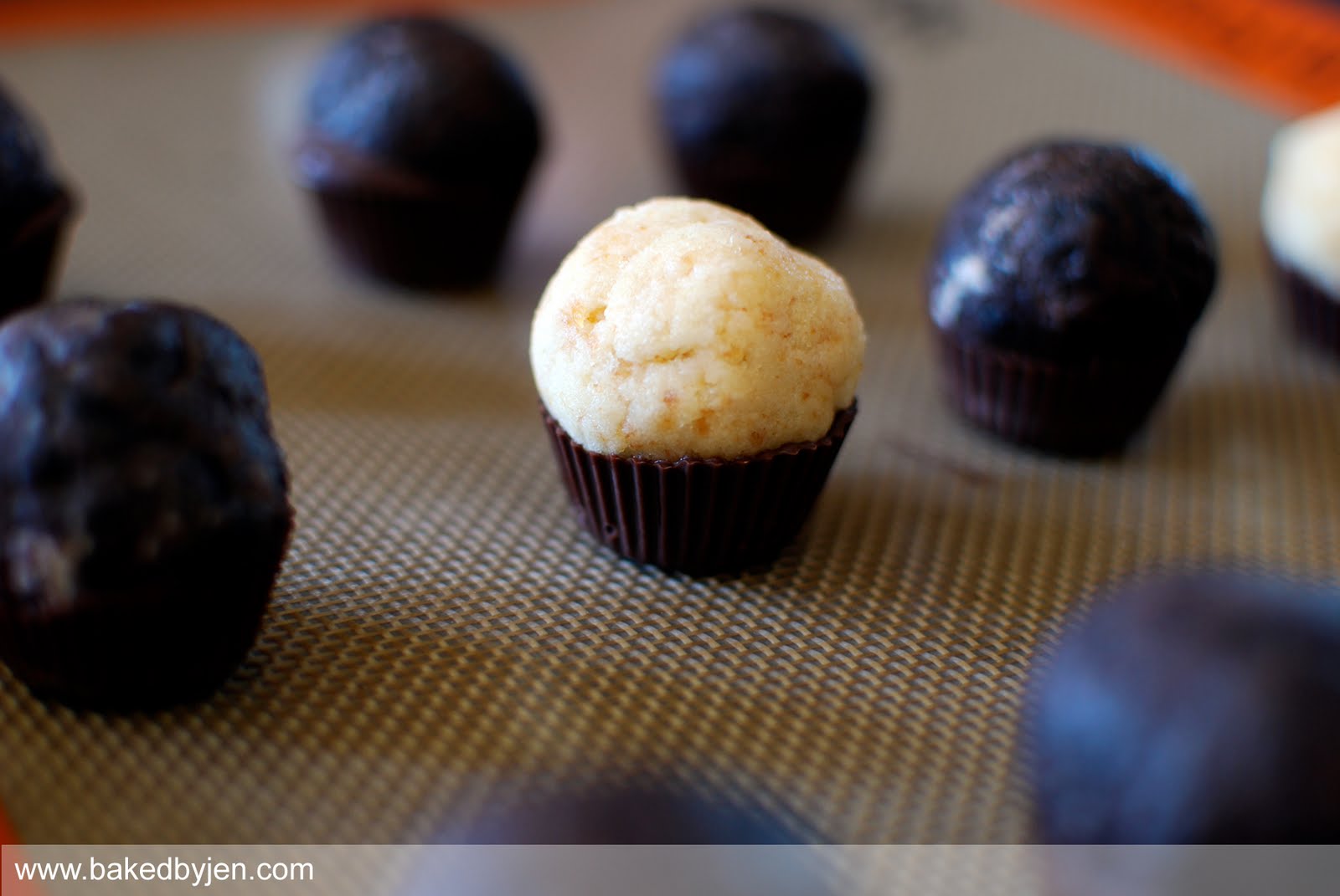 Baked by Jen: Cupcake Bites