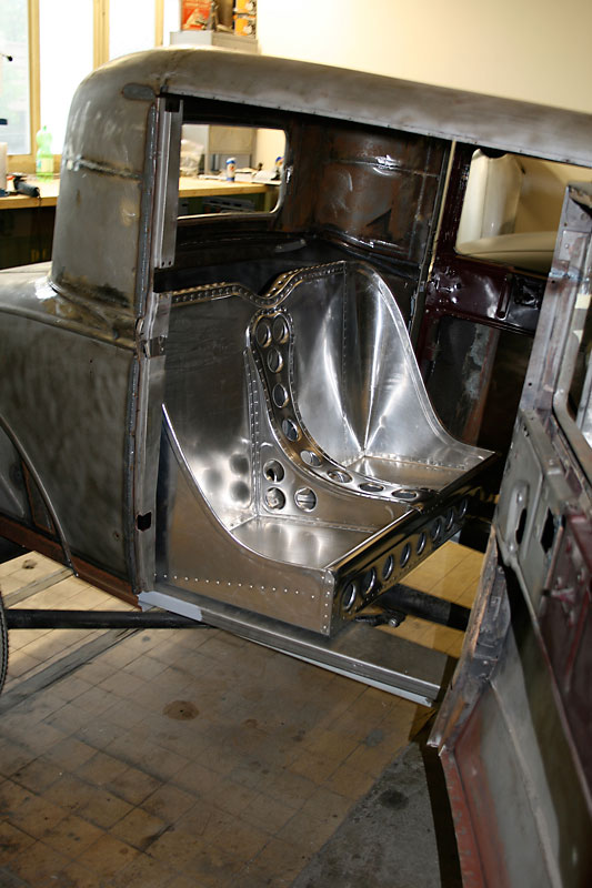 LOWTECH | traditional hot rods and customs : have a seat