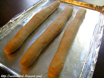 ...and a little bit more...: Roasted Garlic Challah Bread