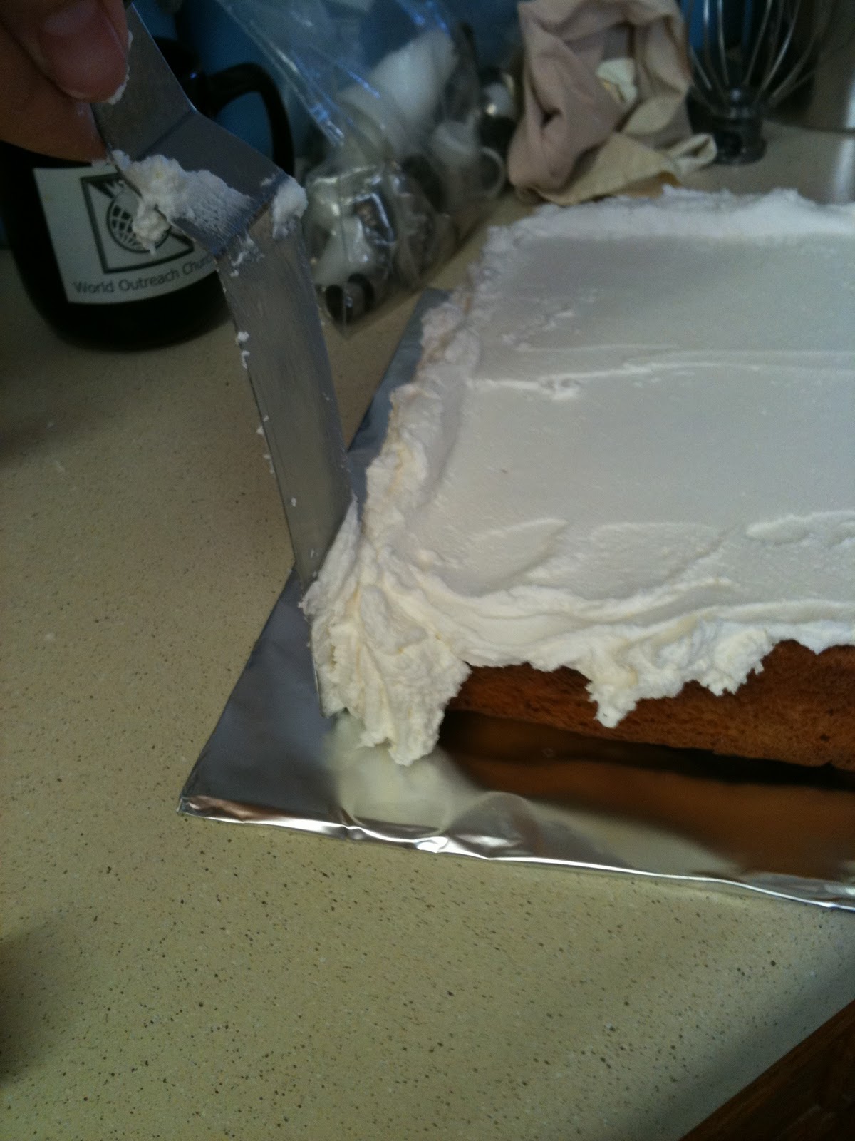 bipolar baking: Follow Through: How to Ice a Sheet Cake