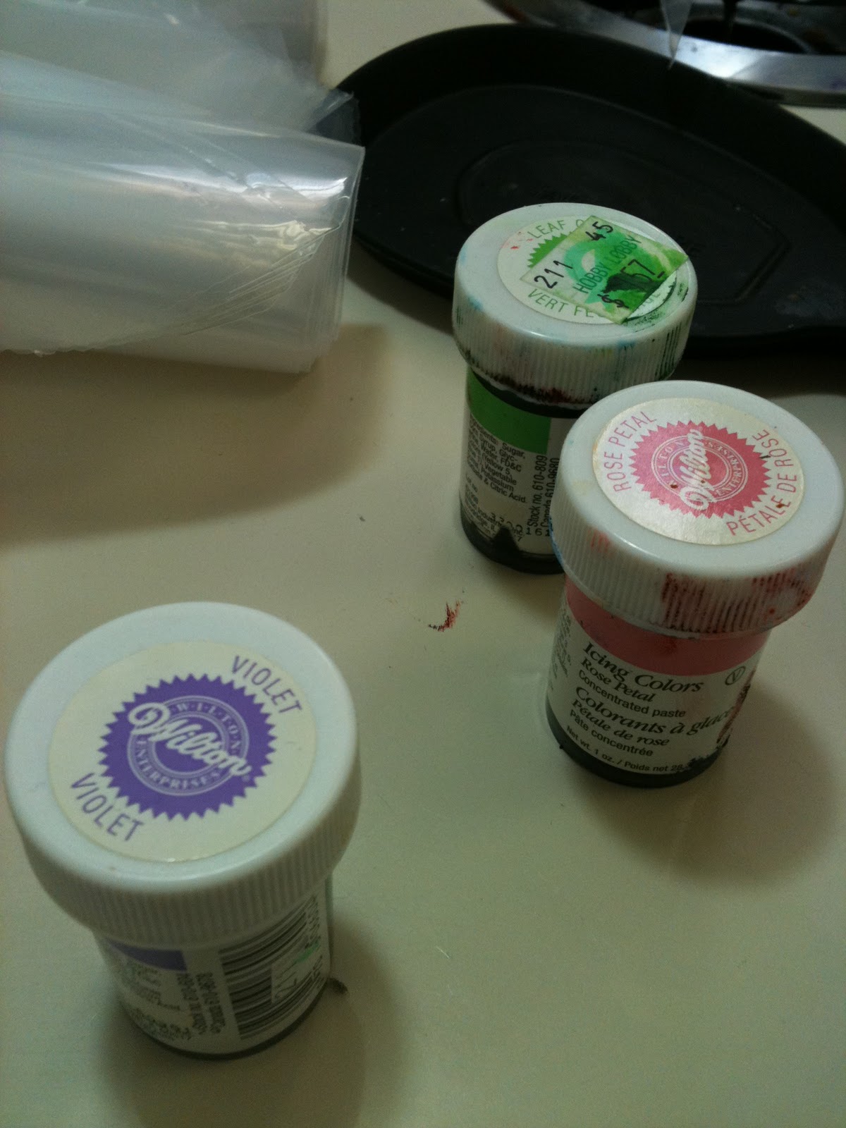 bipolar baking: Follow Through: How to Ice a Sheet Cake