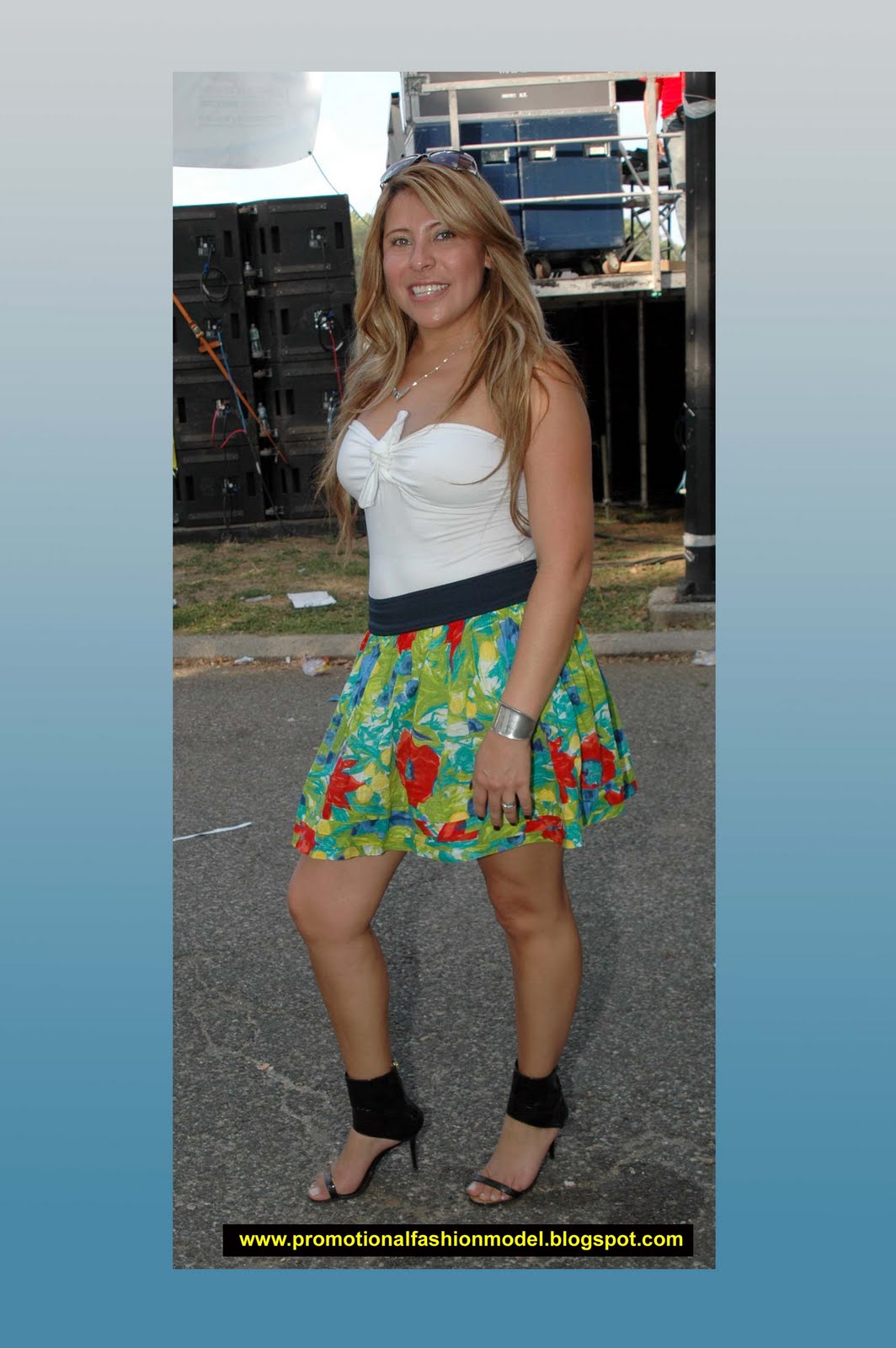PROMOTIONAL FASHION MODEL: FESTIVAL COLOMBIANO EN EL FLUSHING MEADOWS ...