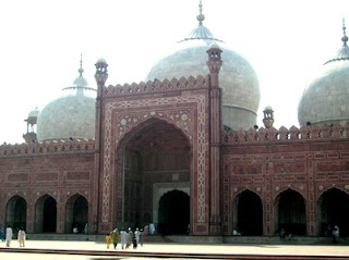Islamic Architecture: Iwan