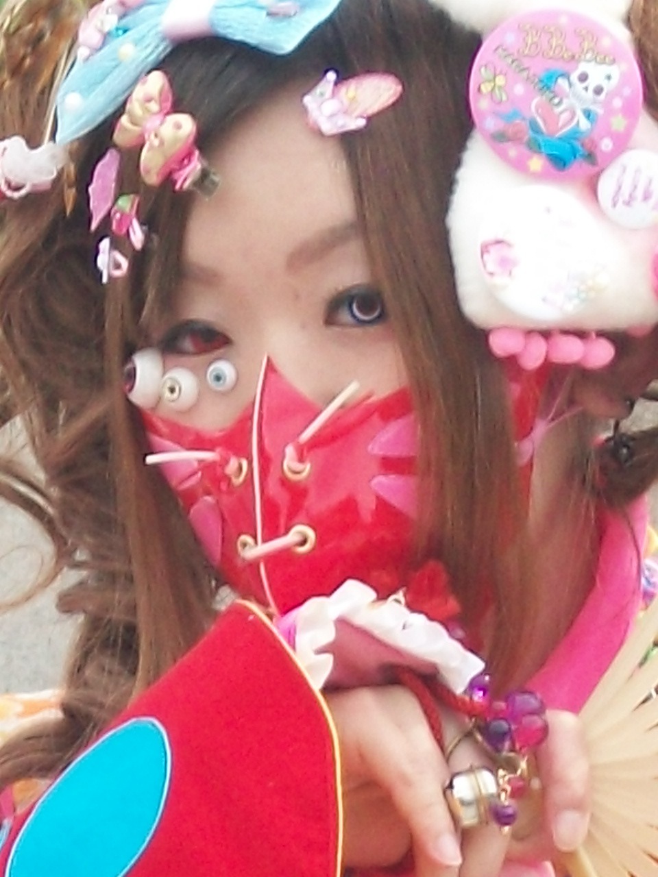 Japanese Visual Culture in Context: Japanese Alternative Fashion