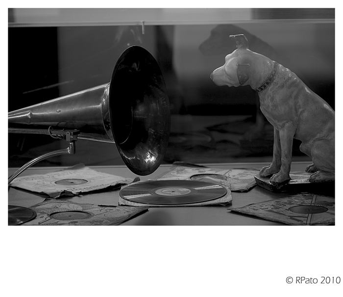 FARTUCOS DE MIRAR SIN VER: nipper