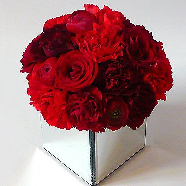 Love and romance flowers ~ Fulham Florist