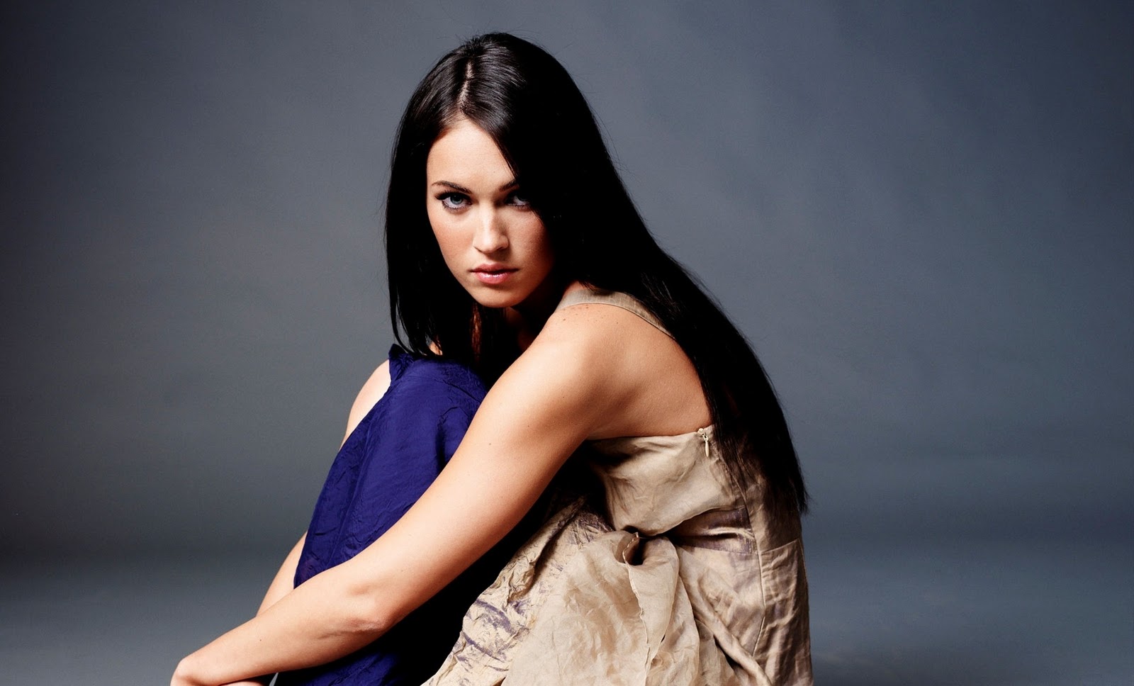 wow wallpaper galleries: Megan Fox Hd Wallpaper