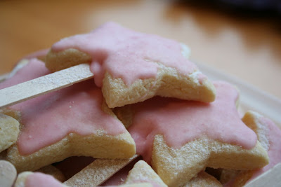Down the Right of Way: Fairy Wand Biscuits