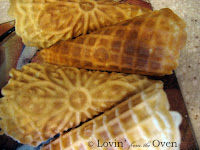 Frieda Loves Bread: Ice Cream Cones and Cups!