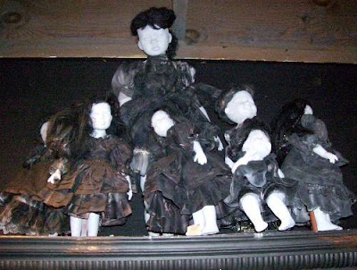 Vintage Seance: Quite Spooktastic...