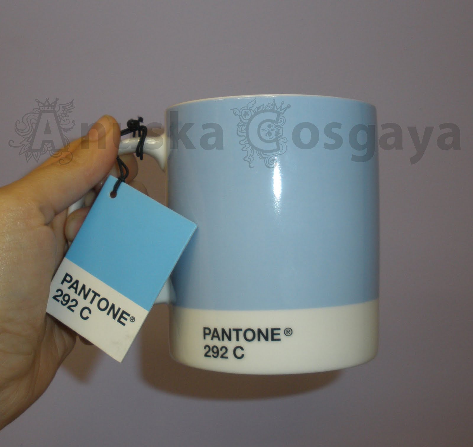 made in anuska: pantone 292C