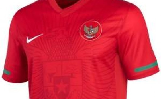 Fazarate: Kaos Timnas Indonesia Terbuat Dari Daur Ulang Botol Plastik