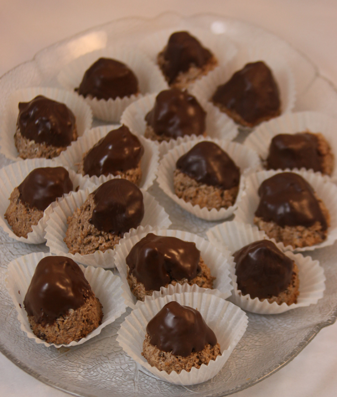 Seattle Pastry Girl: Chocolate Coconut Rochers-Blogger Catch up