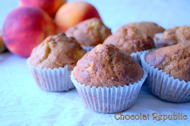 Chocolat Republic: Muffins de plátano y nectarina