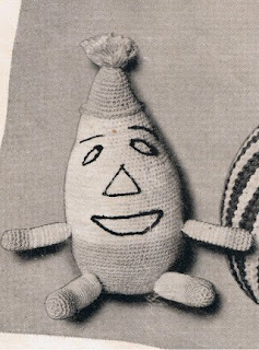 2000 Free Amigurumi Patterns: Humpty Dumpty