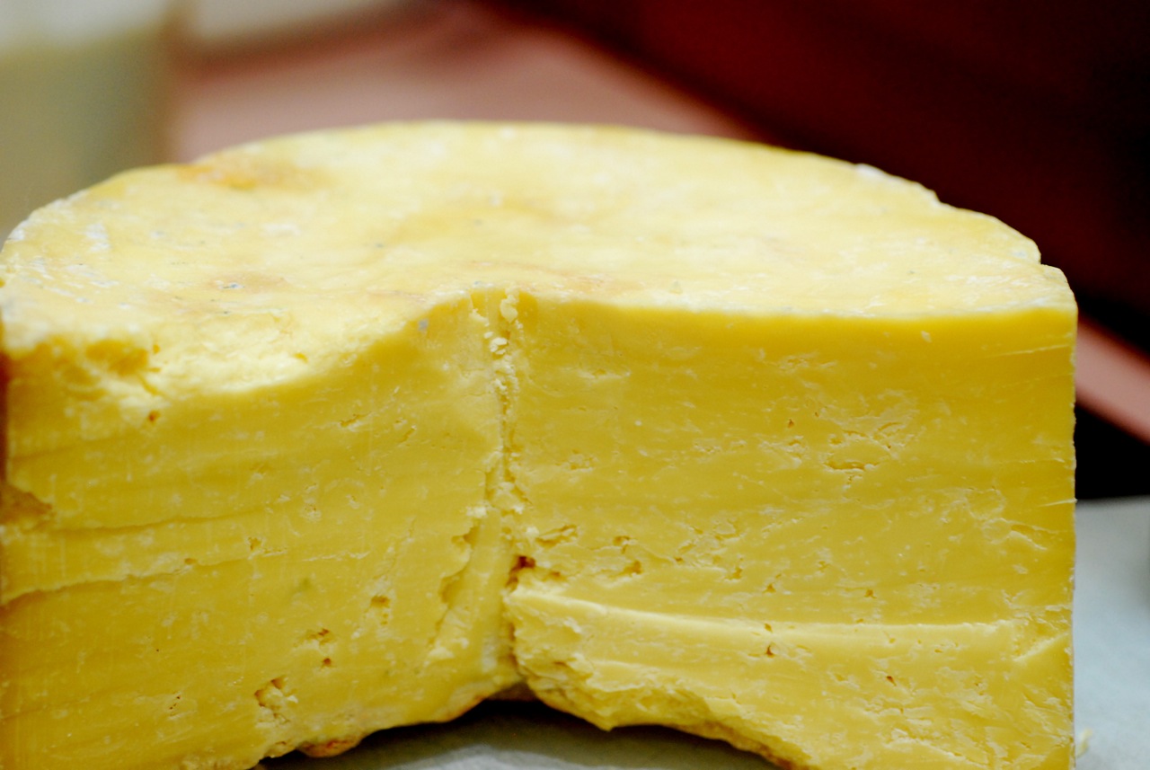 Know Whey: Taint Season: Mini Cheddar Loaves