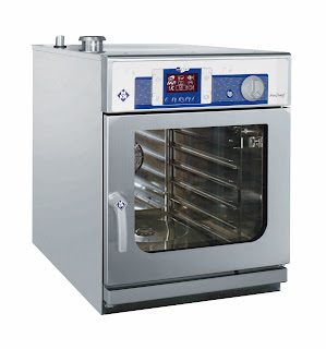 Phoeniks: HansDampf Compact – The Space Combi Oven from MKN