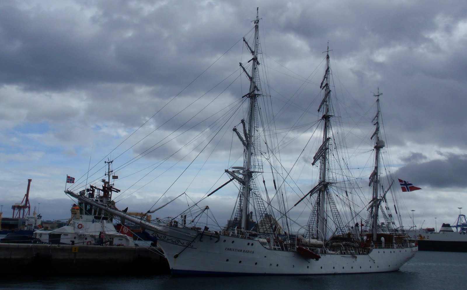 Turismo de Cruceros en Gran Canaria: El velero noruego Christian Radich ...