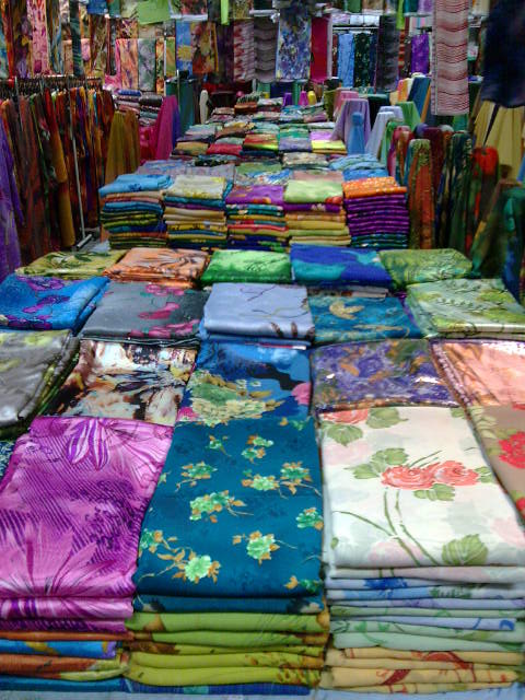 kedai kain mesra online: kedai kain mesra menjual bermacam2 kain pasang ...