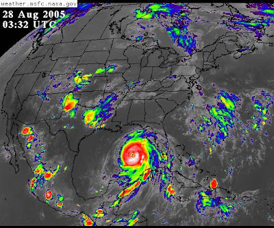 B Squared's Picture Blog: Hurricane Katrina Radar Captures