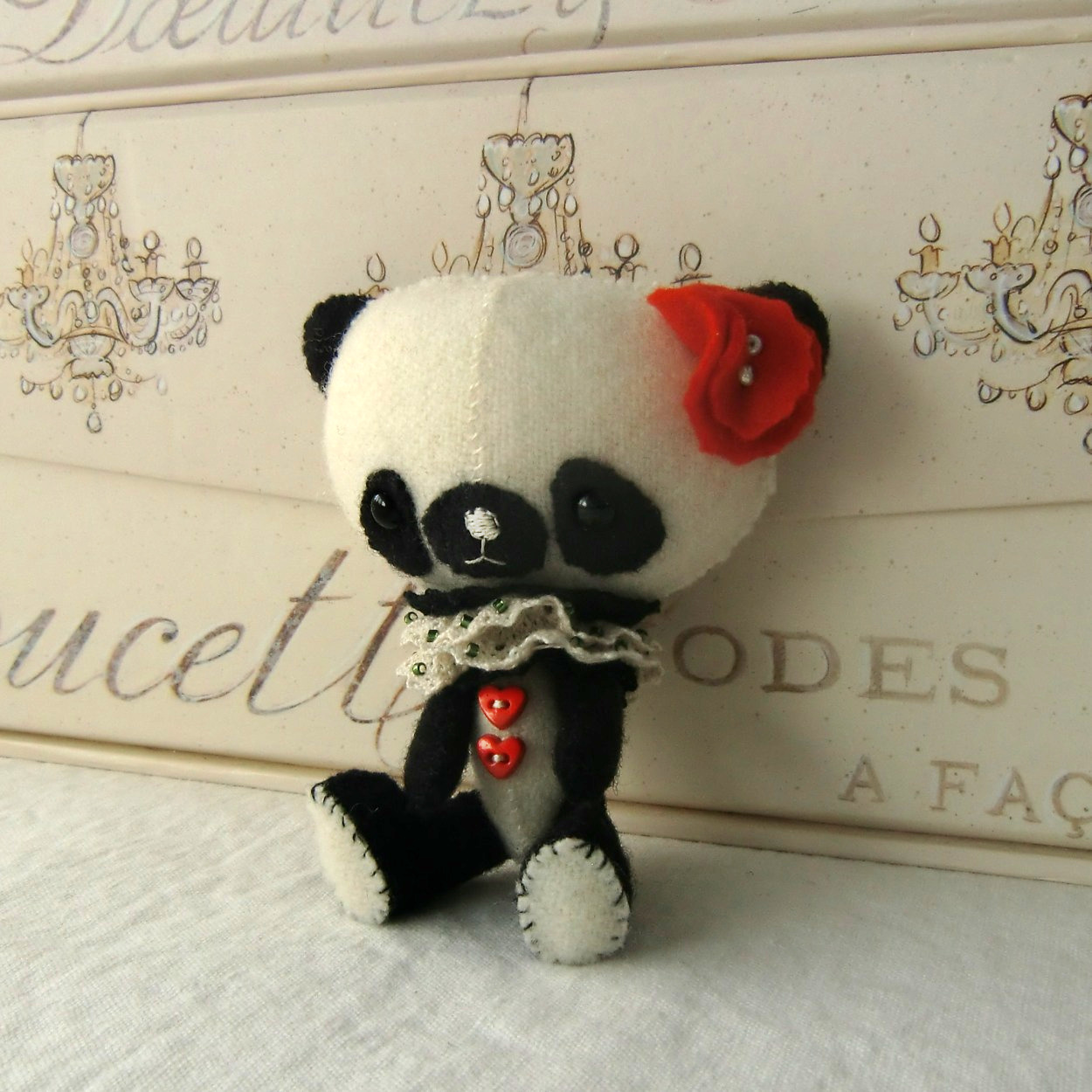 Gingermelon: Treacle, Poppy and Blue