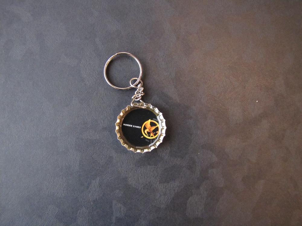 MeMe party favors: Hunger Games Keychain