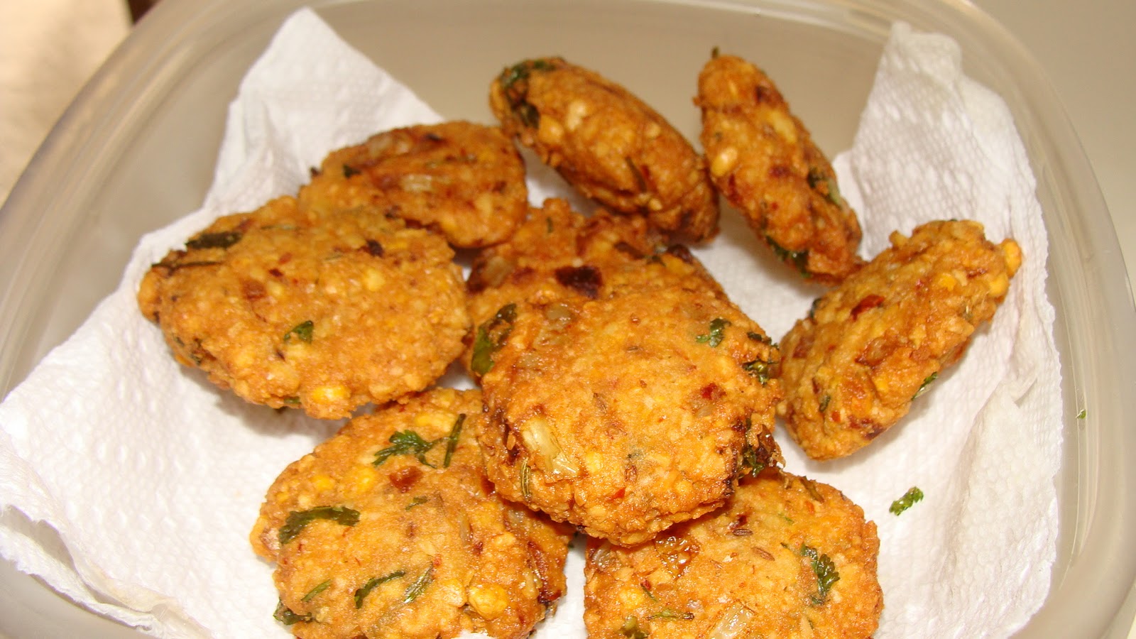 Krithi's Recipes: Paruppu Vadai/Dal vada
