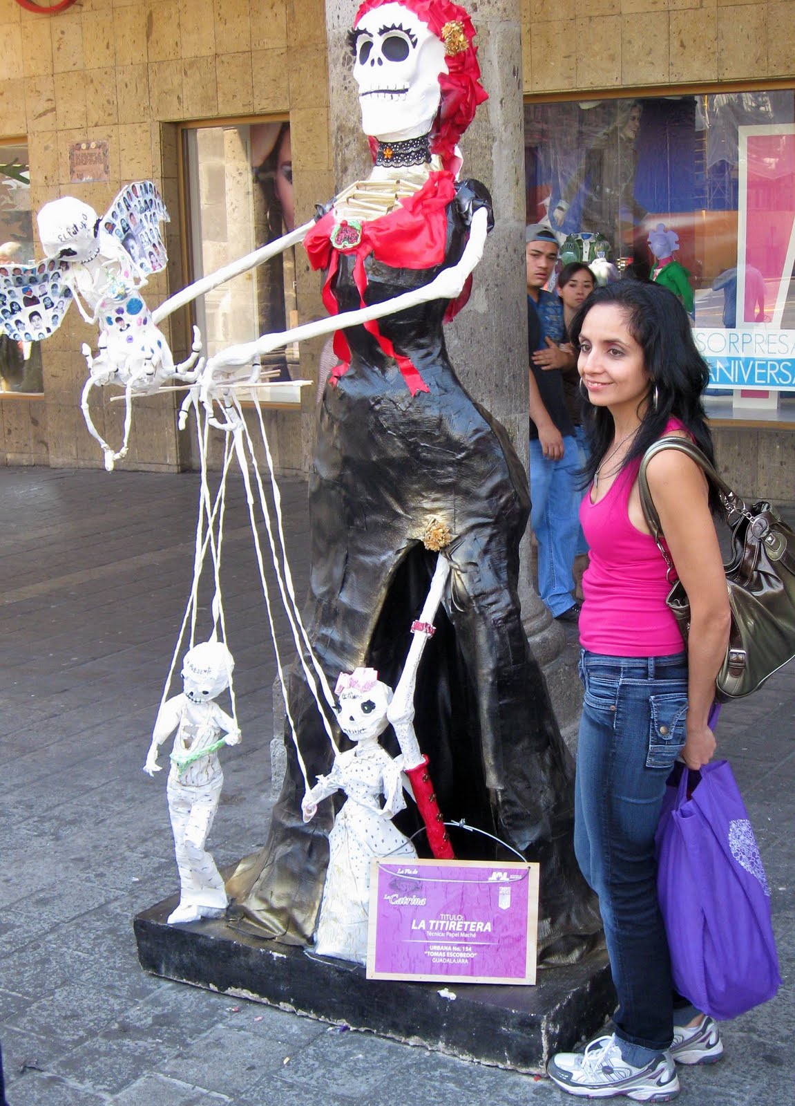 Breiner on the road: The Elegant Dead: Mexico´s catrina tradition