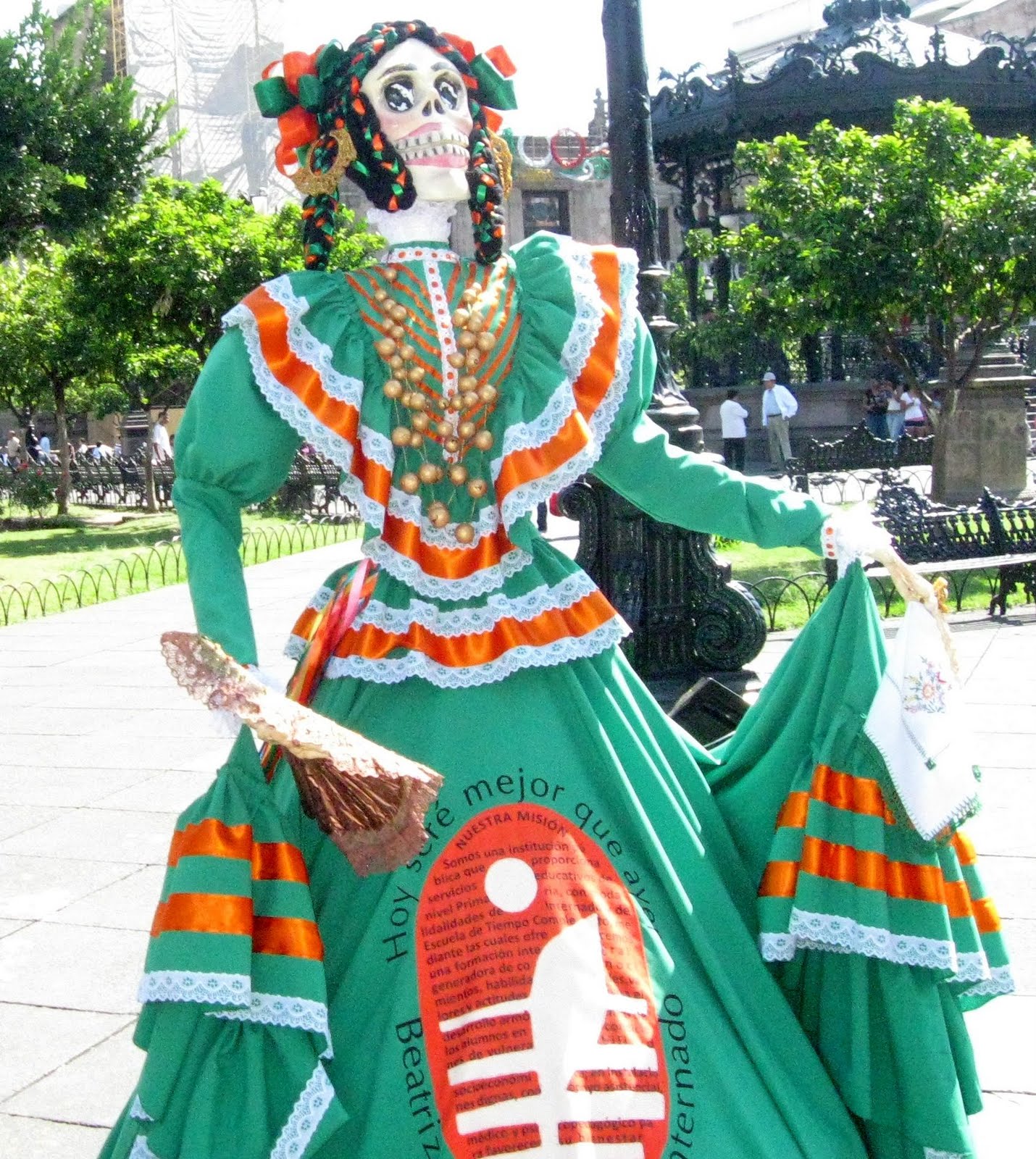 Breiner on the road: The Elegant Dead: Mexico´s catrina tradition