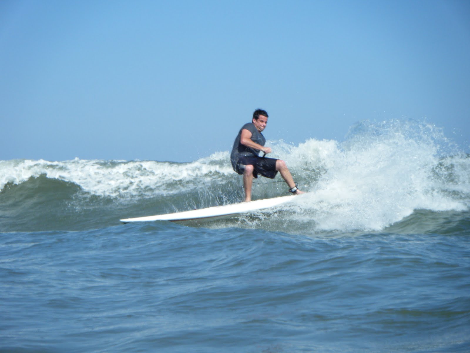 Atlantic Paddle Surfing: Today at Singleton Beach Igor waves