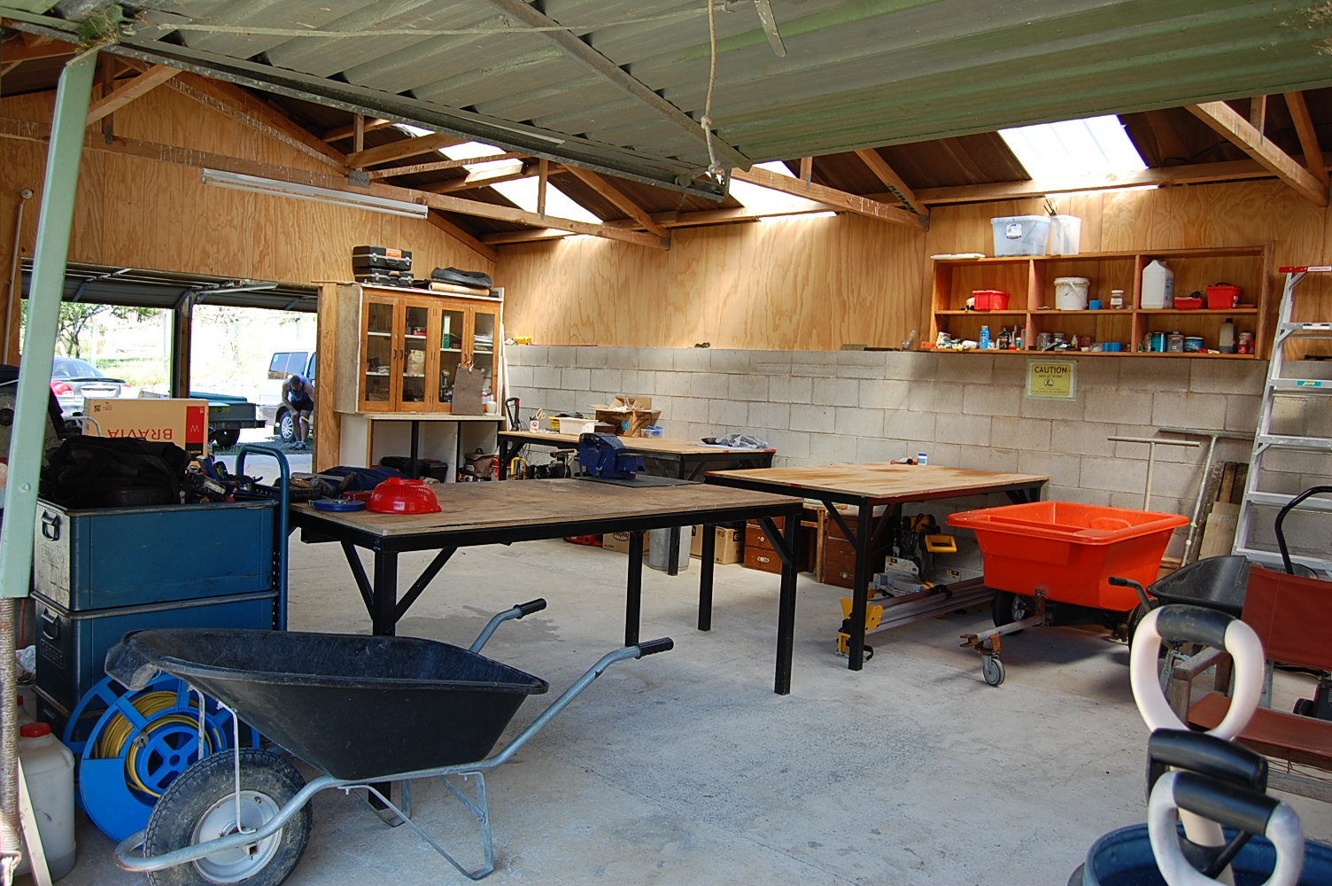 Living a Life at the Beach: Garage/workshop declutter