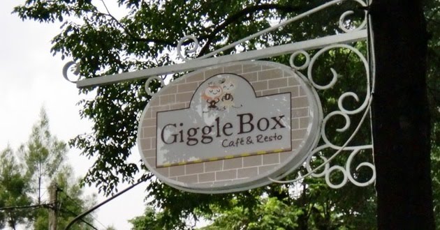 The Excitement of Bandung: Giggle Box