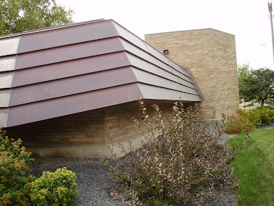 Life at 55 mph: Herman Fasbender Medical Clinic by Frank Lloyd Wright ...