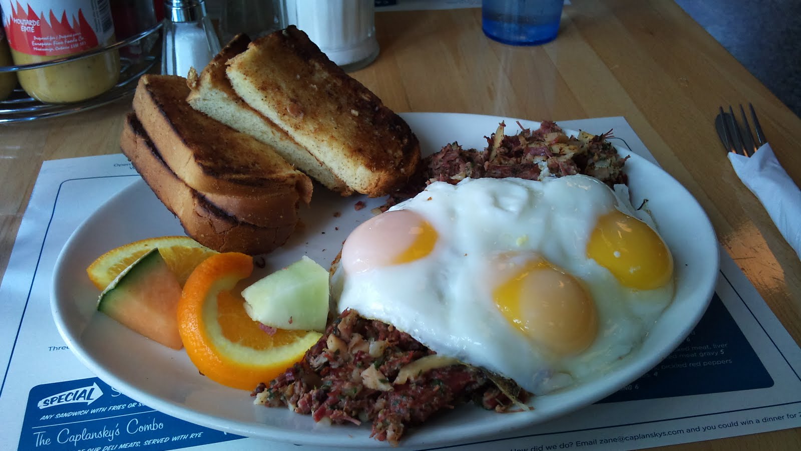 Hunger Over Thirst: A good 'ole Jewish breakfast