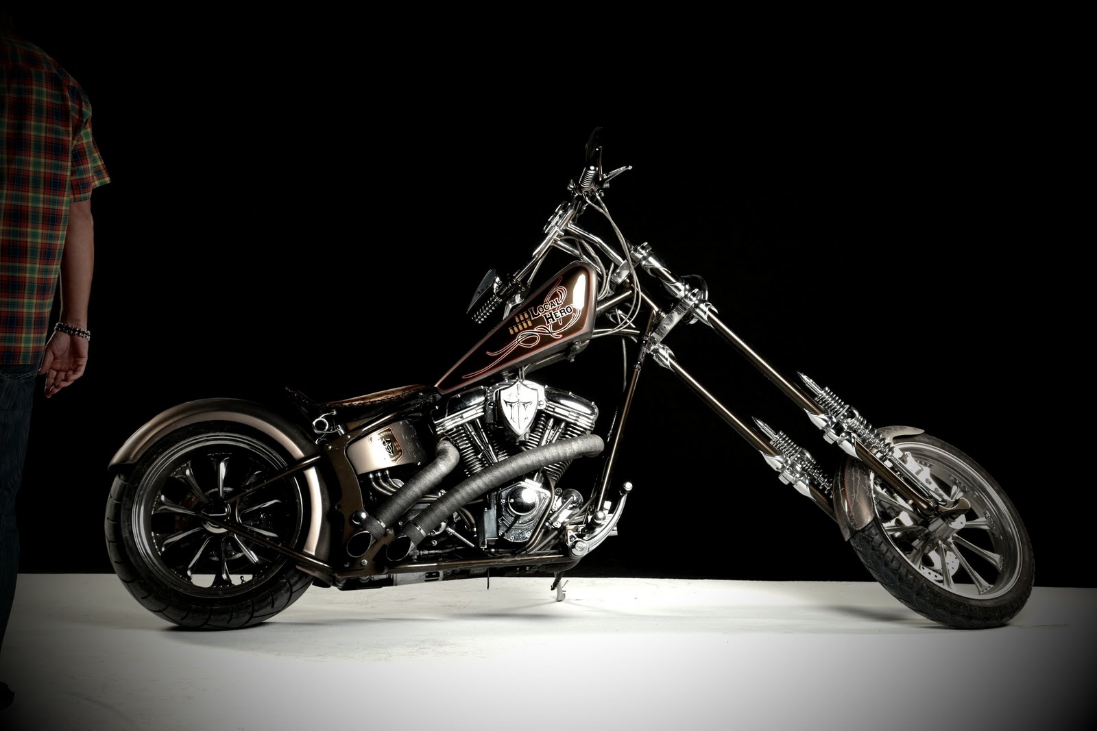 Tarhan Telli - Designer / Kustom Builder