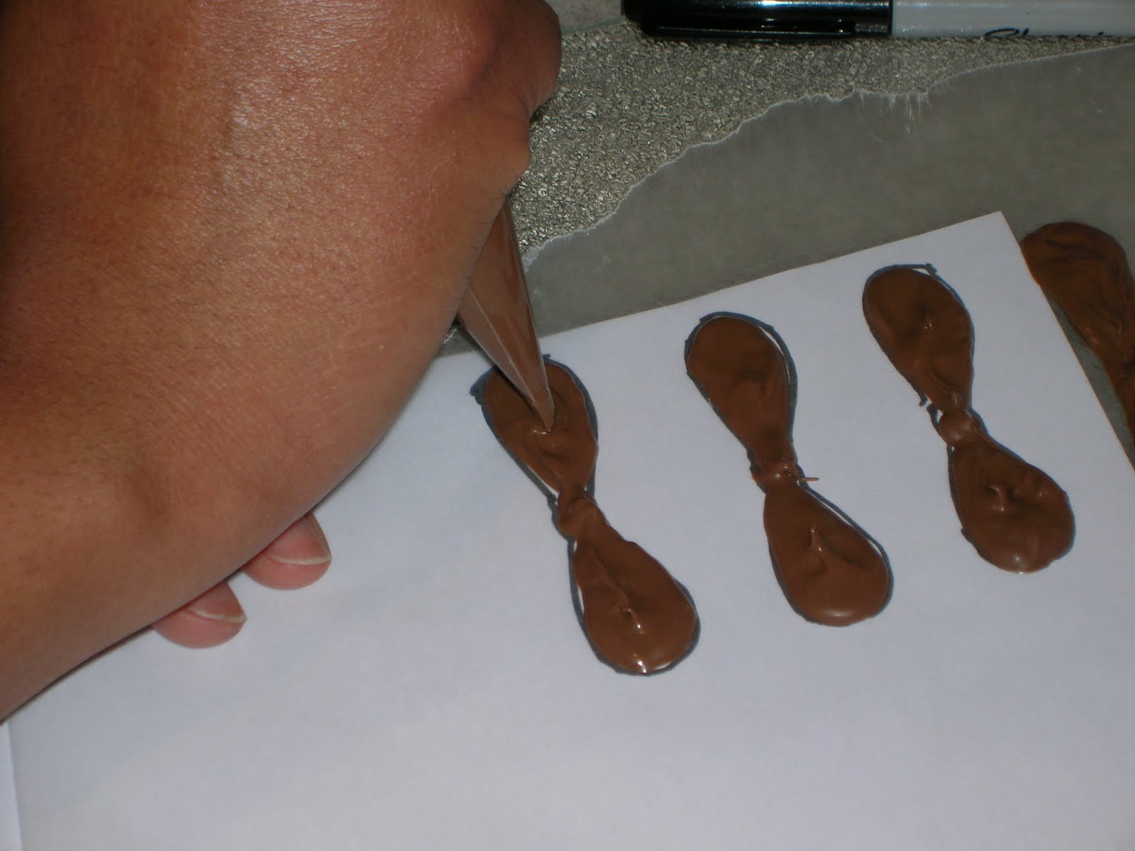 Tuesday Tutorial (On A Monday) - Marshmallow Propeller Pops - Revel and ...