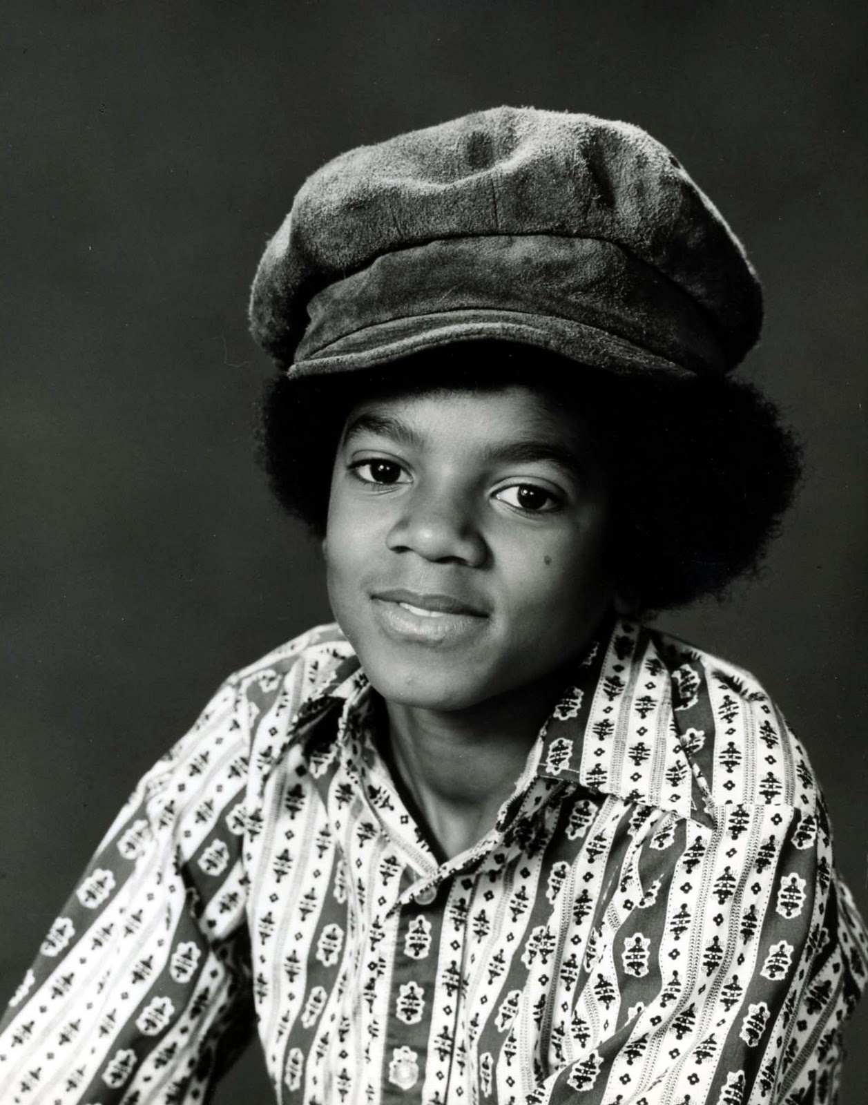 Michael Jackson Biography,Songs,videos,live.photo,albums,. | Lookers Blog