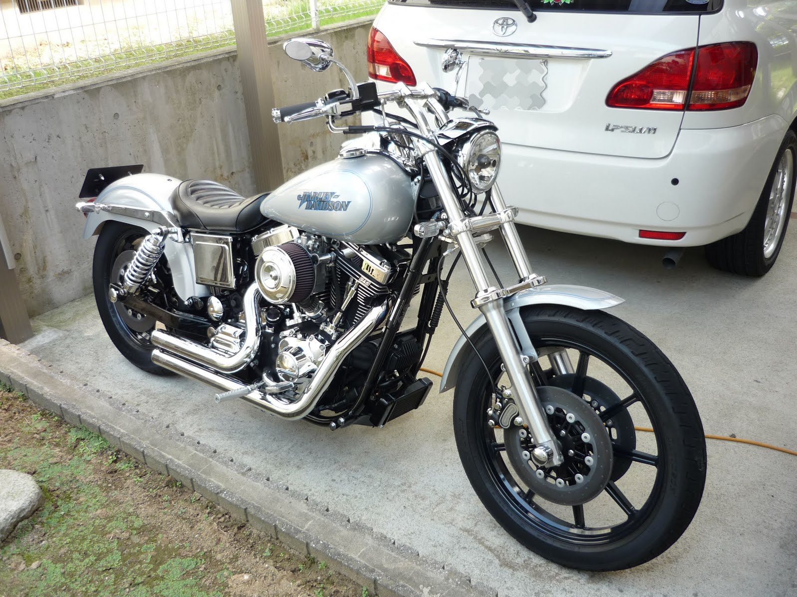 ∵AGASUKE∴: Harley-Davidson '05 FXDL