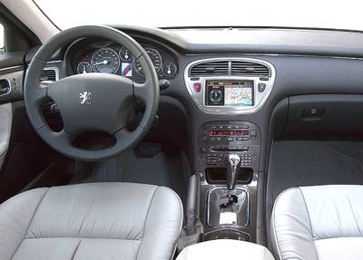 auto: Peugeot 607