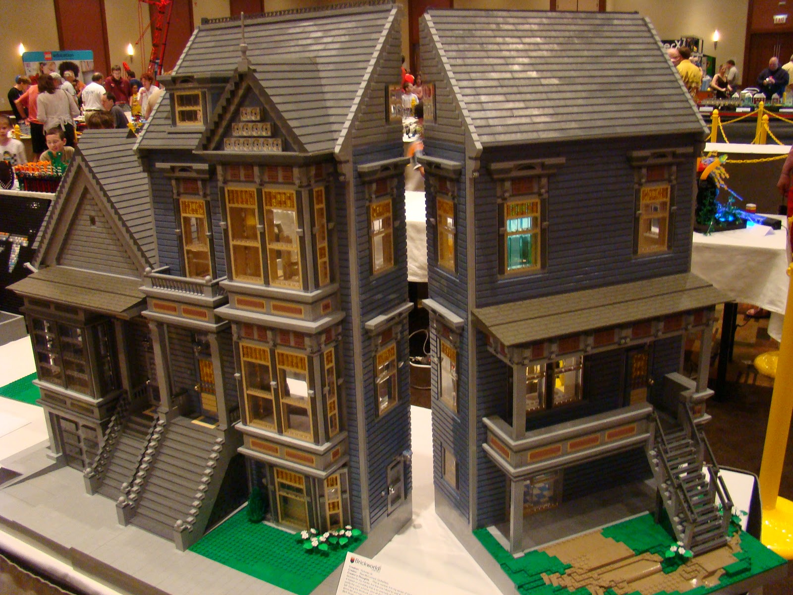 Single L.A. Dad: Photos: 20 Pictures of Lego Victorian Homes