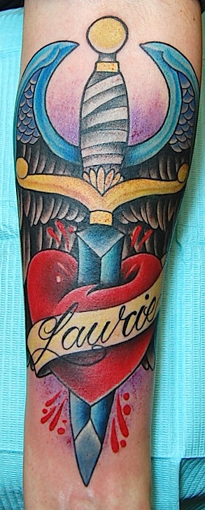 tattoo 9i: heart and dagger tattoo