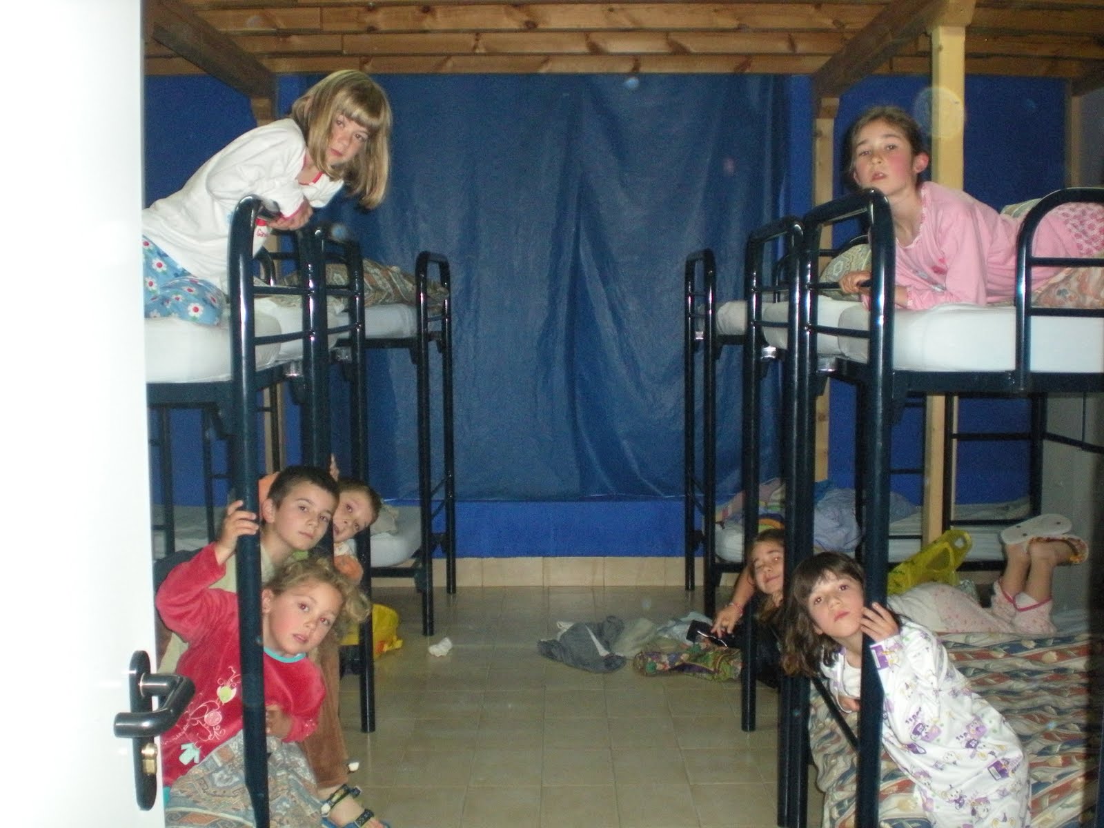 MIRA LO QUE HACEMOS EN 2º DE PRIMARIA: ALBERGUE "MAX" DE ENTRAMBASAGUAS