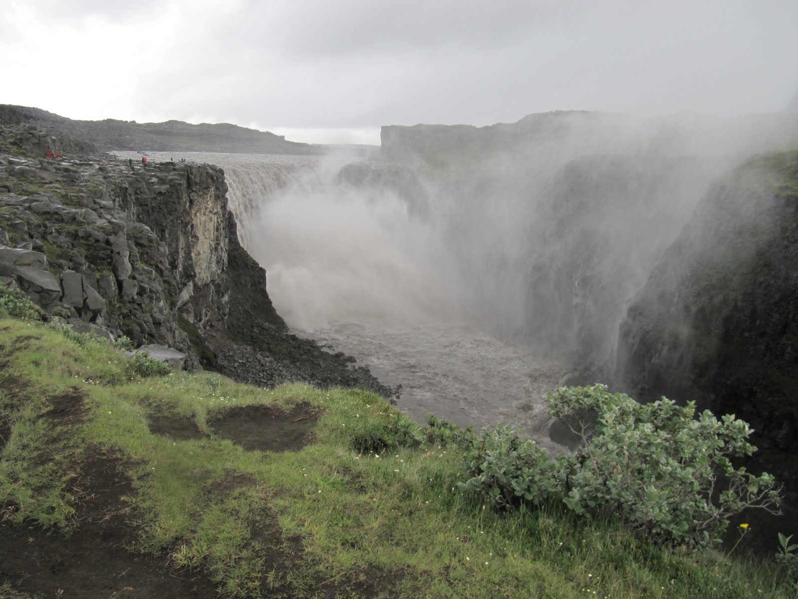 Rejseberetninger: 5. I vand til navlen