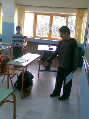 ΑΕΡΟΣΤΑΤΟ: ΑΣΚΗΣΗ ΣΕΙΣΜΟΥ ΣΤΟ ΣΧΟΛΕΙΟ