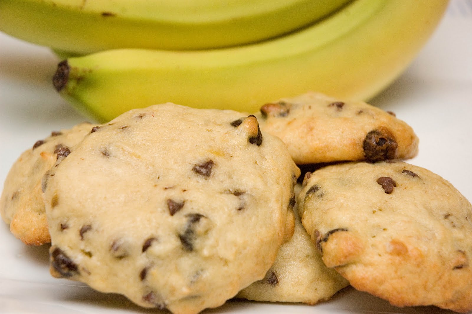 Biscuits éponge aux bananes et brisures de chocolat | Doumdoum se régale