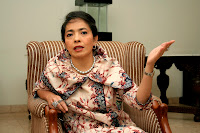 Artikel Saya: Poppy Puspitasari, Istri Hayono Isman (Mantan Menpora ...