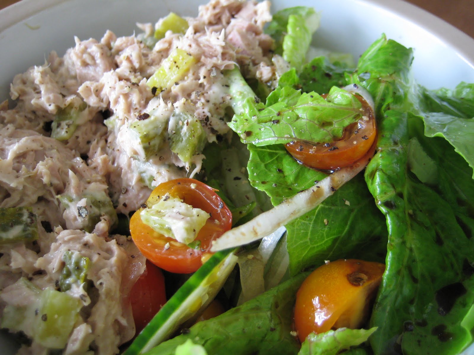 Alimentação e bem estar: Salada de atum tropical